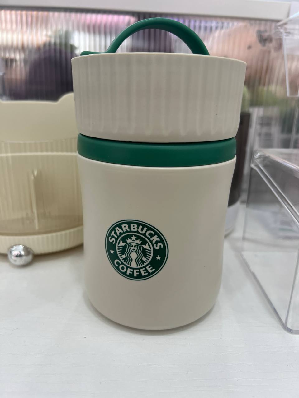 LUH04 | Starbuck Lunch box – GM School Lab