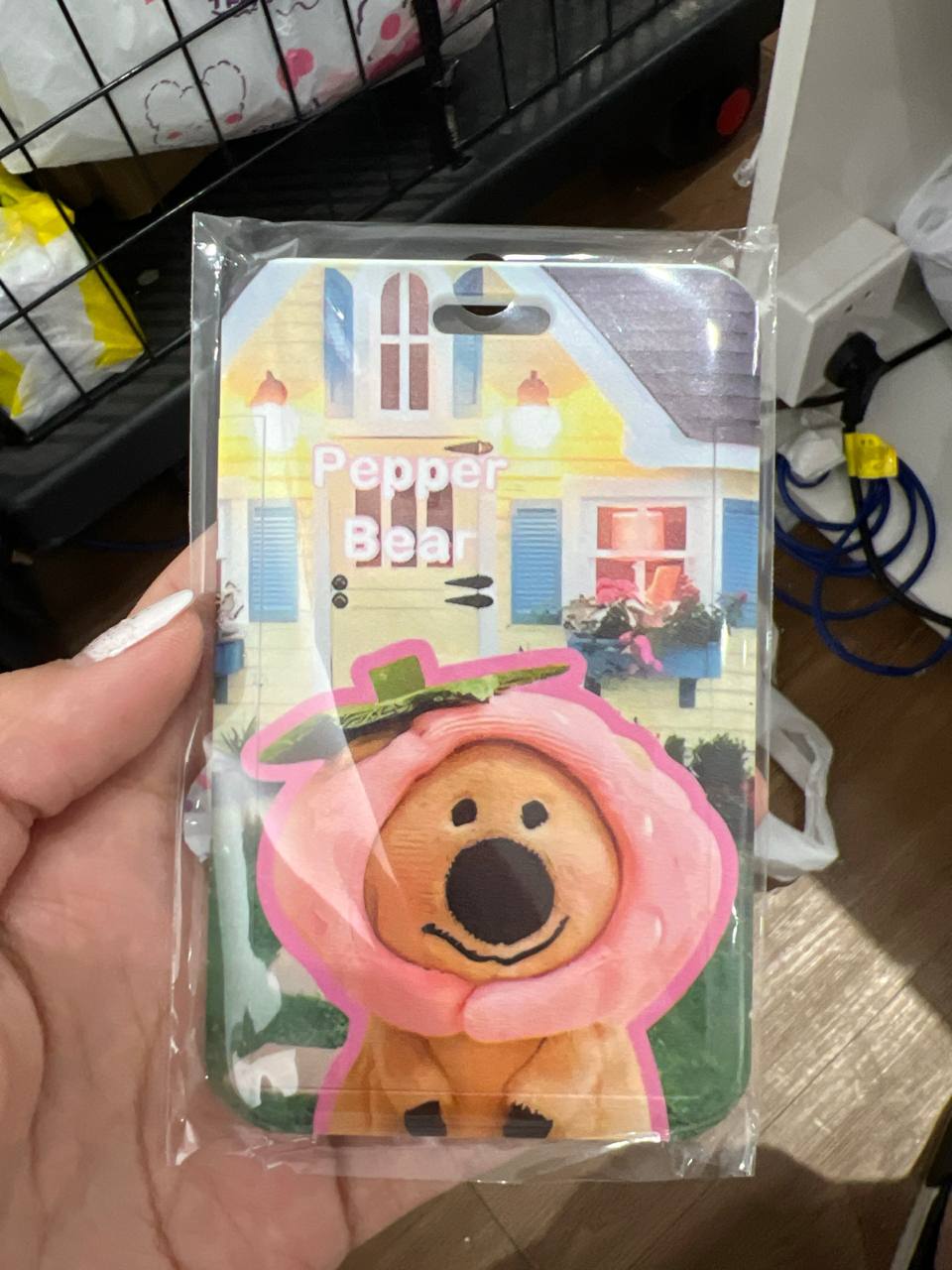 IDC37 | Capybara ID Card frame 1$ – GM School Lab